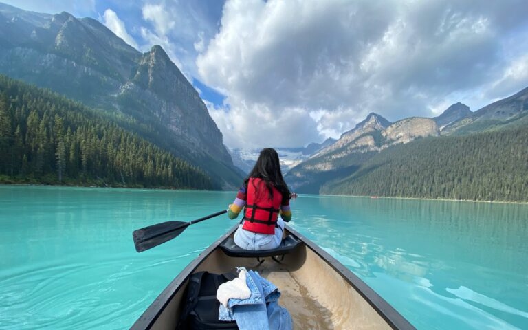 Vancouver to Banff Train: Rocky Mountaineer Info + 2025 Prices ...