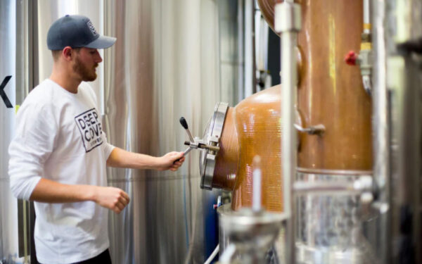 Deep Cove In North Vancouver: What to Do + How to Get There - Vancouver ...